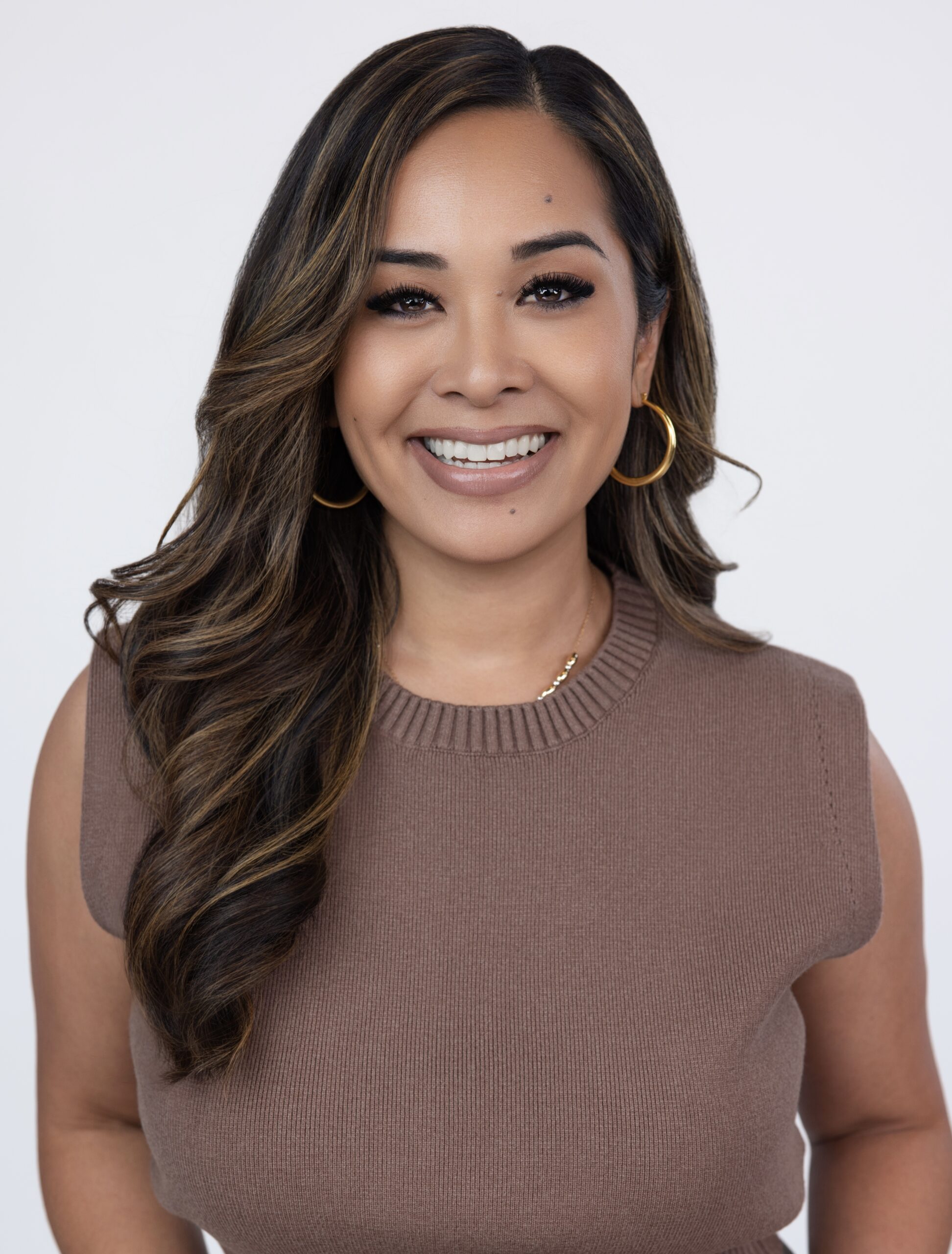 Jobeth Devera | Lifestyle Host | Storyteller| Creator